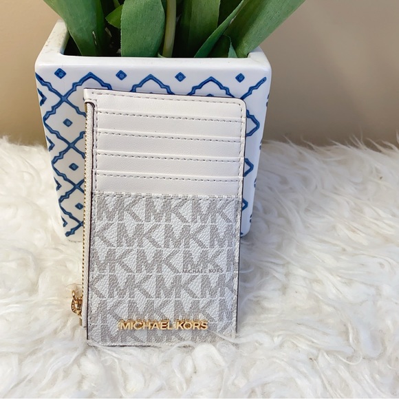 Michael Kors | Accessories | Michael Kors Card Holder In Light Cream | Poshmark